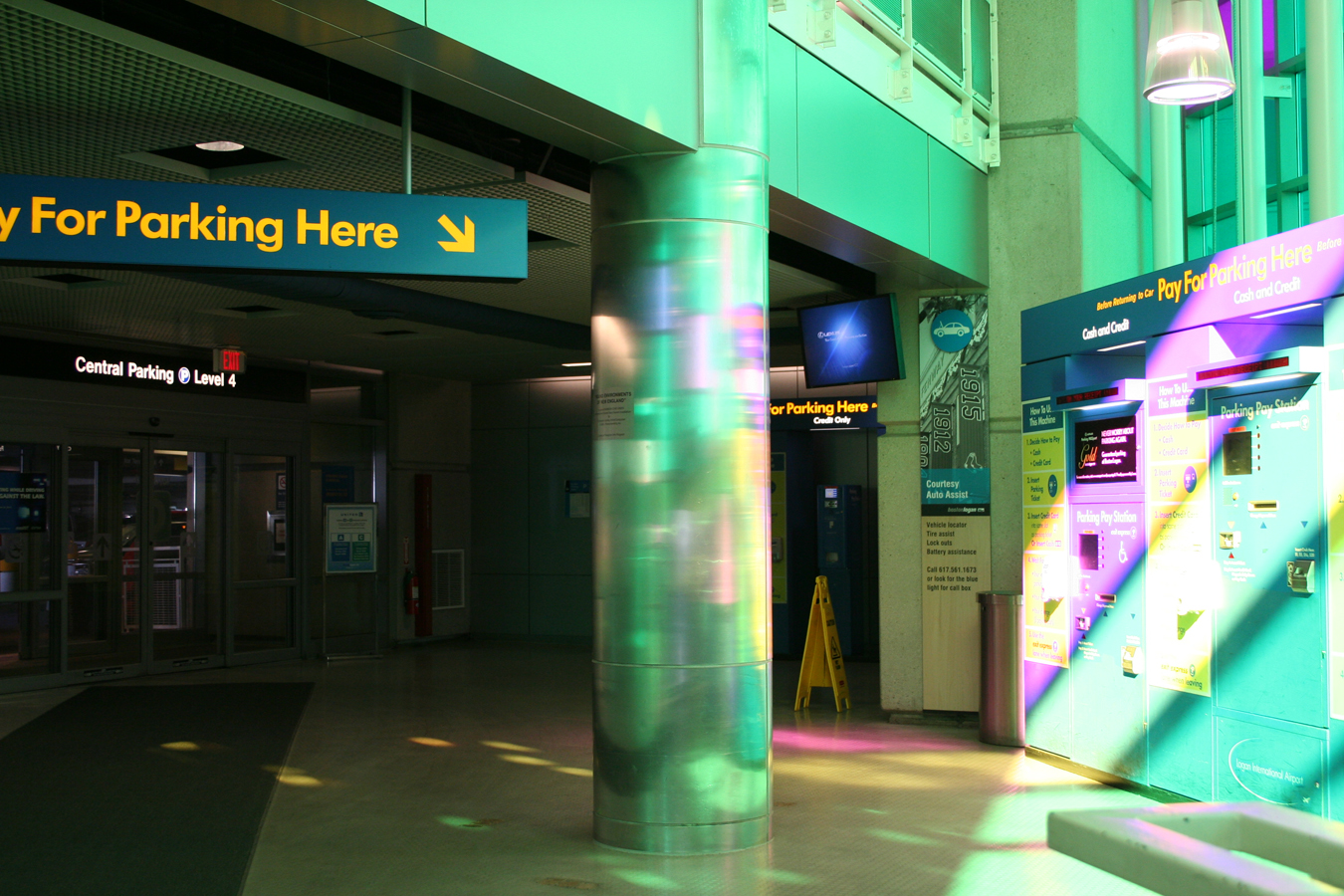 Terminal C Amenity Signage Project • Fennick McCredie Architecture